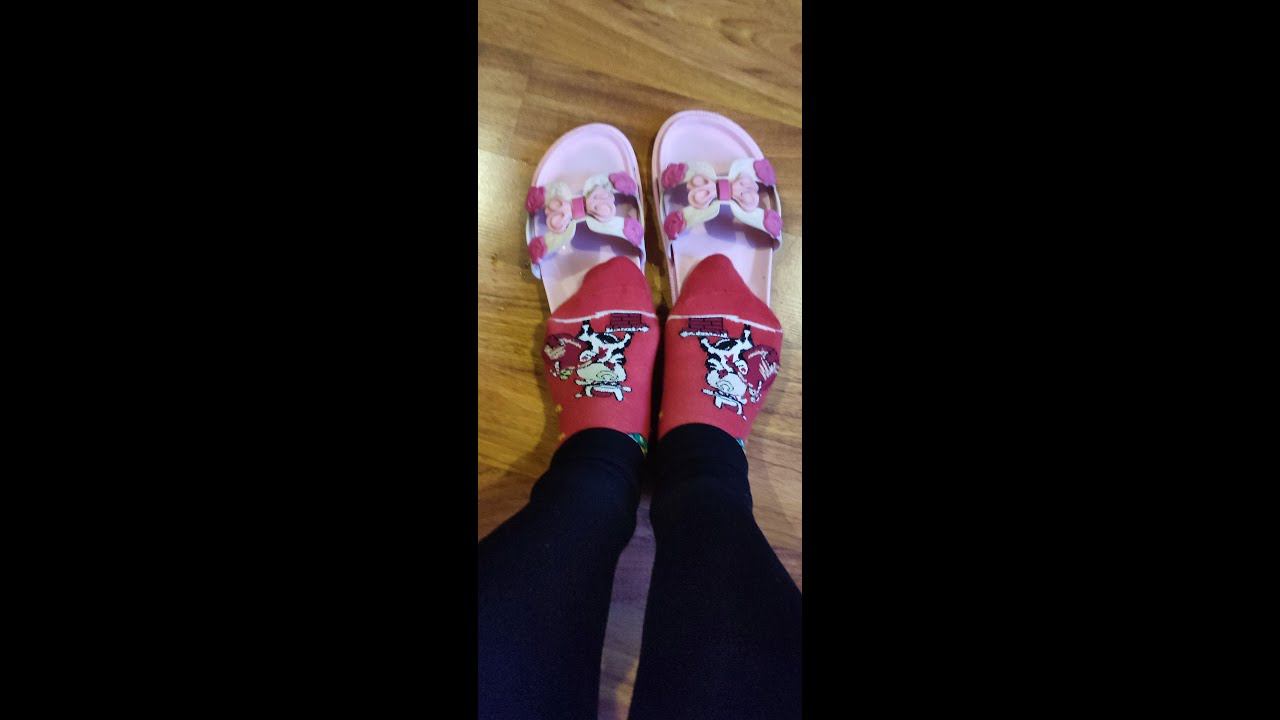 По снежку босиком!)