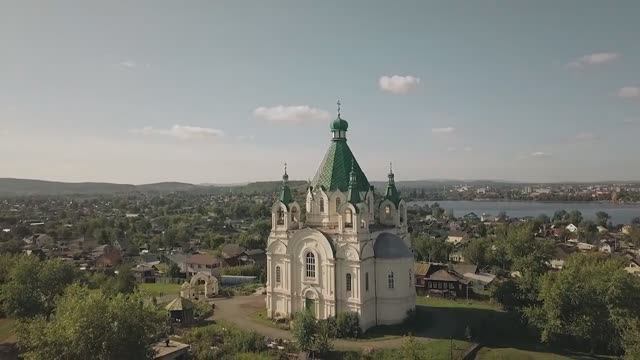 НАРОДНЫЙ ХРАМ