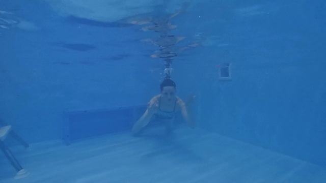 В бассейне Акулёнок. 4.04.2022