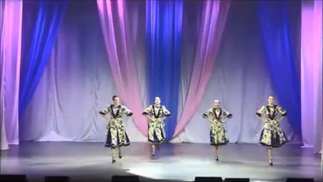 "Русский перепляс"- образцовый хореографический коллектив  "Калина"