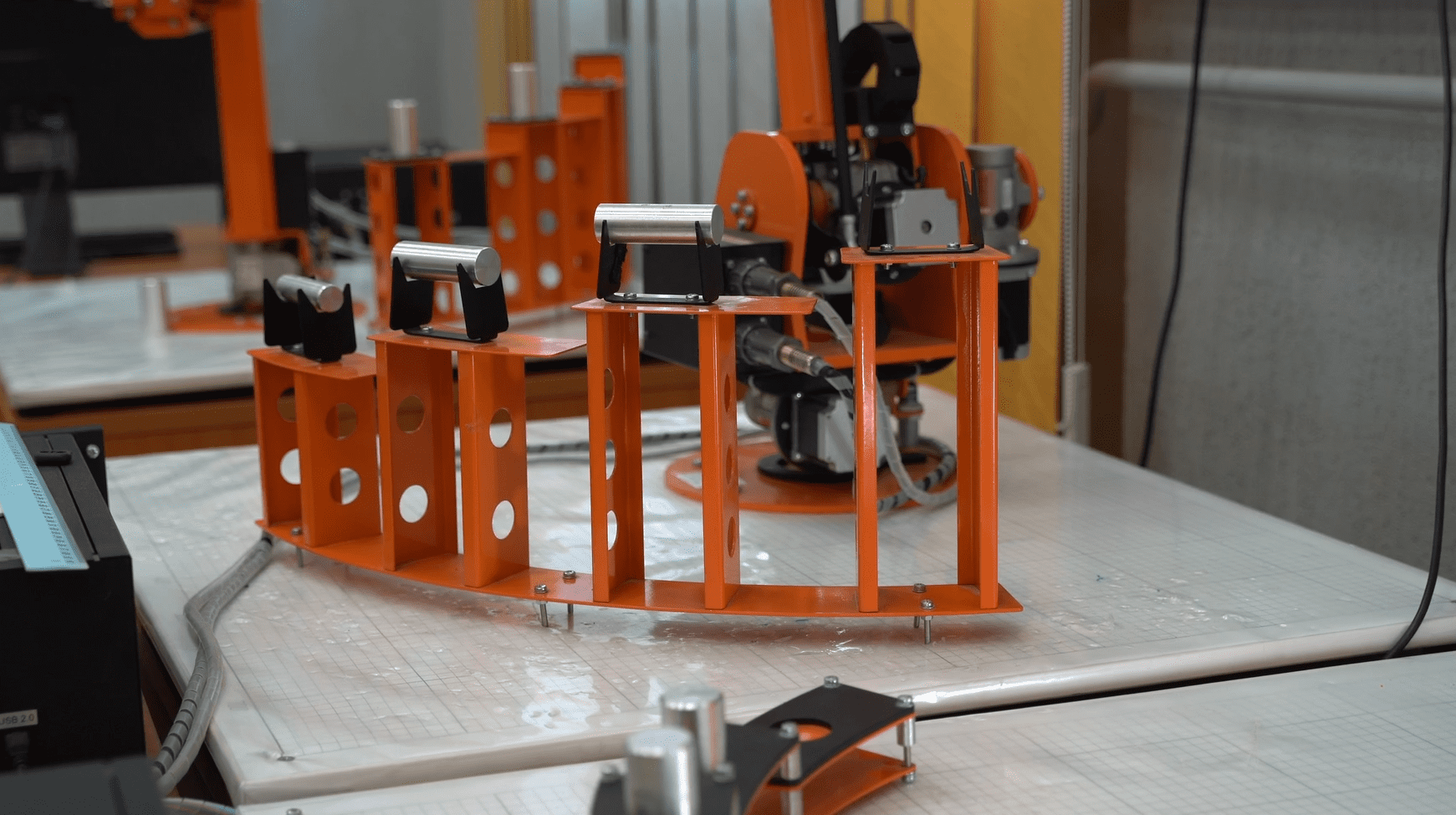 С Днем российской науки