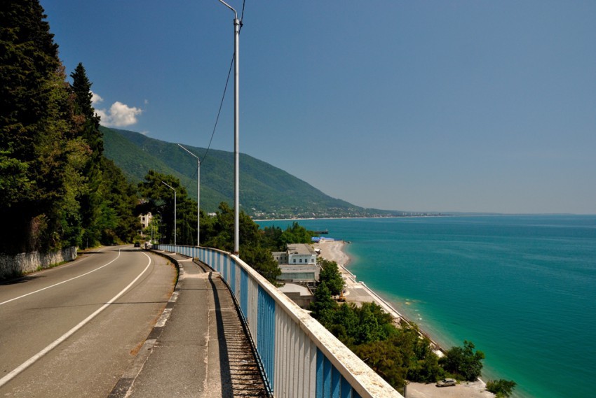 Абхазия на машине. Прохождение границы. Жилье в Новом Афоне.