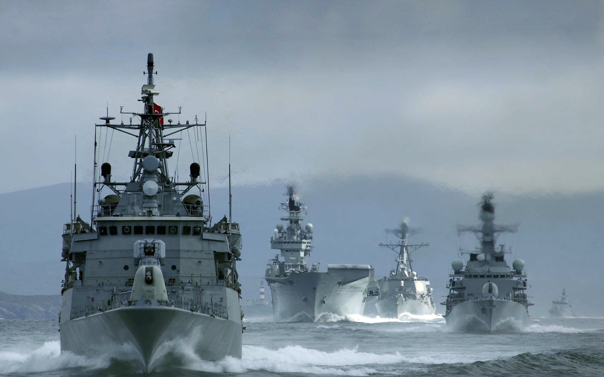 Кого на самом деле пугали в Чёрном море??