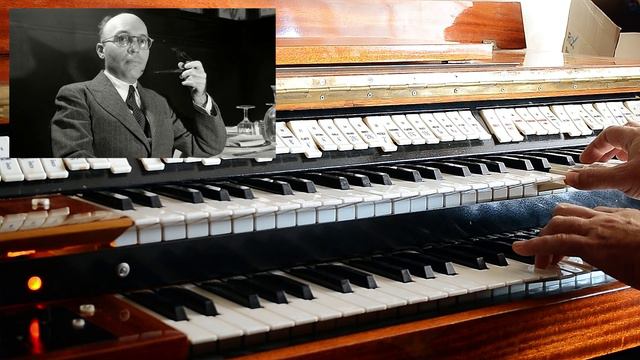 "Мэкки-Нож".  Песенка Курта Вайля на советском органе.