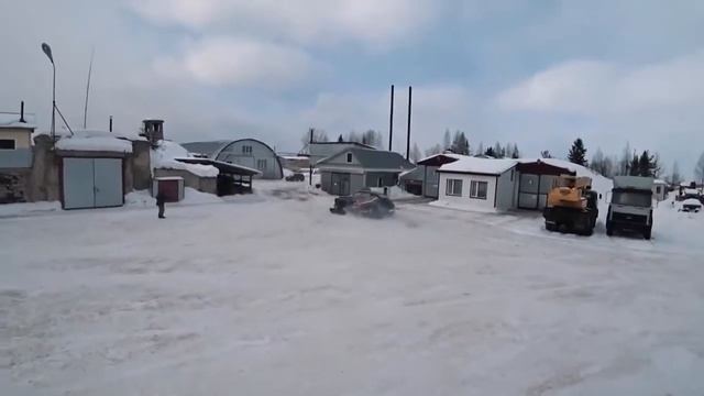 Победа ГАЗ М-20 на гусеницах / MOTUX