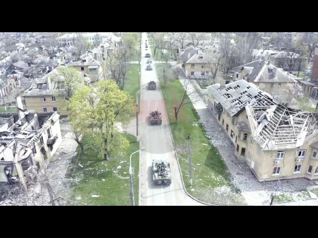 Победный выход под марш Славянки войск НМ ДНР весна 2022 из освобожденного Мариуполя на новые рубежи