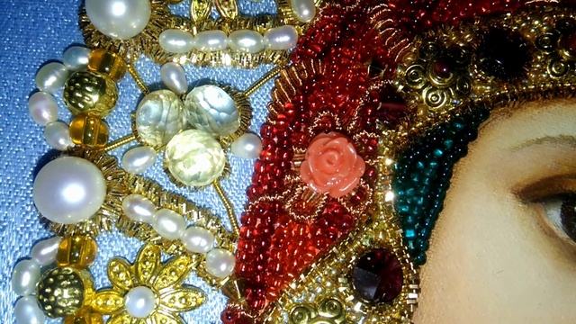 Вышивка бисером. Казанская Богородица вышитая бисером и камнями