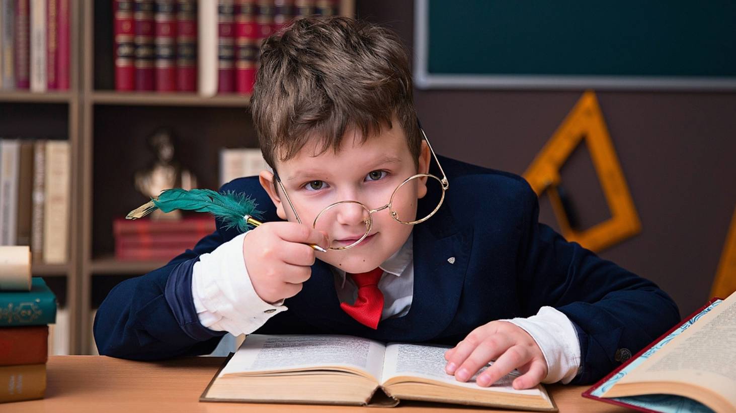 ДЛЯ ШКОЛЬНИКА ДАРЮ ВСЕМ