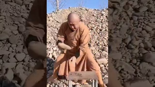 Руки крепче камня