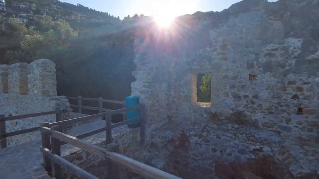 Красная башня Аланьи - Исторические места для посещения в Алании