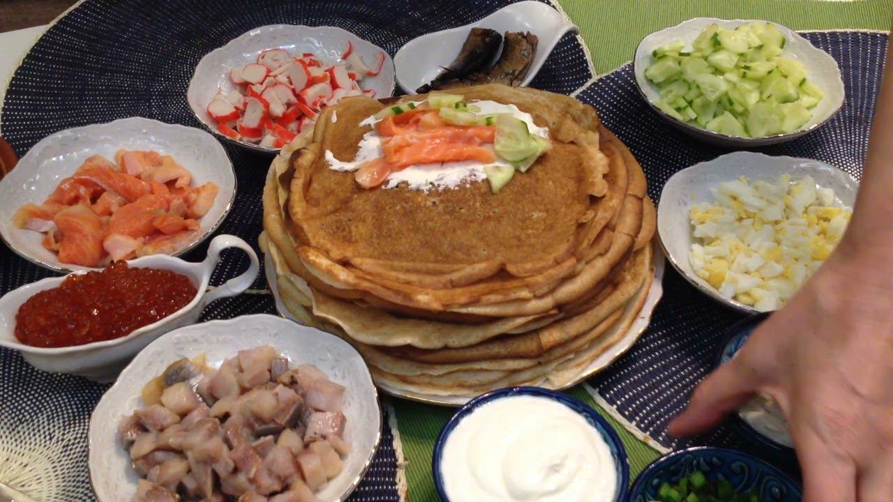 Блинная поляна с рыбой и морепродуктами