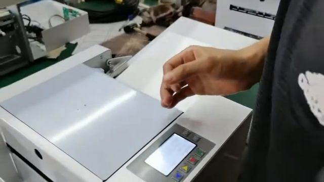 Видеообзор нарезчика визиток Sunfung серии SF-ЕA