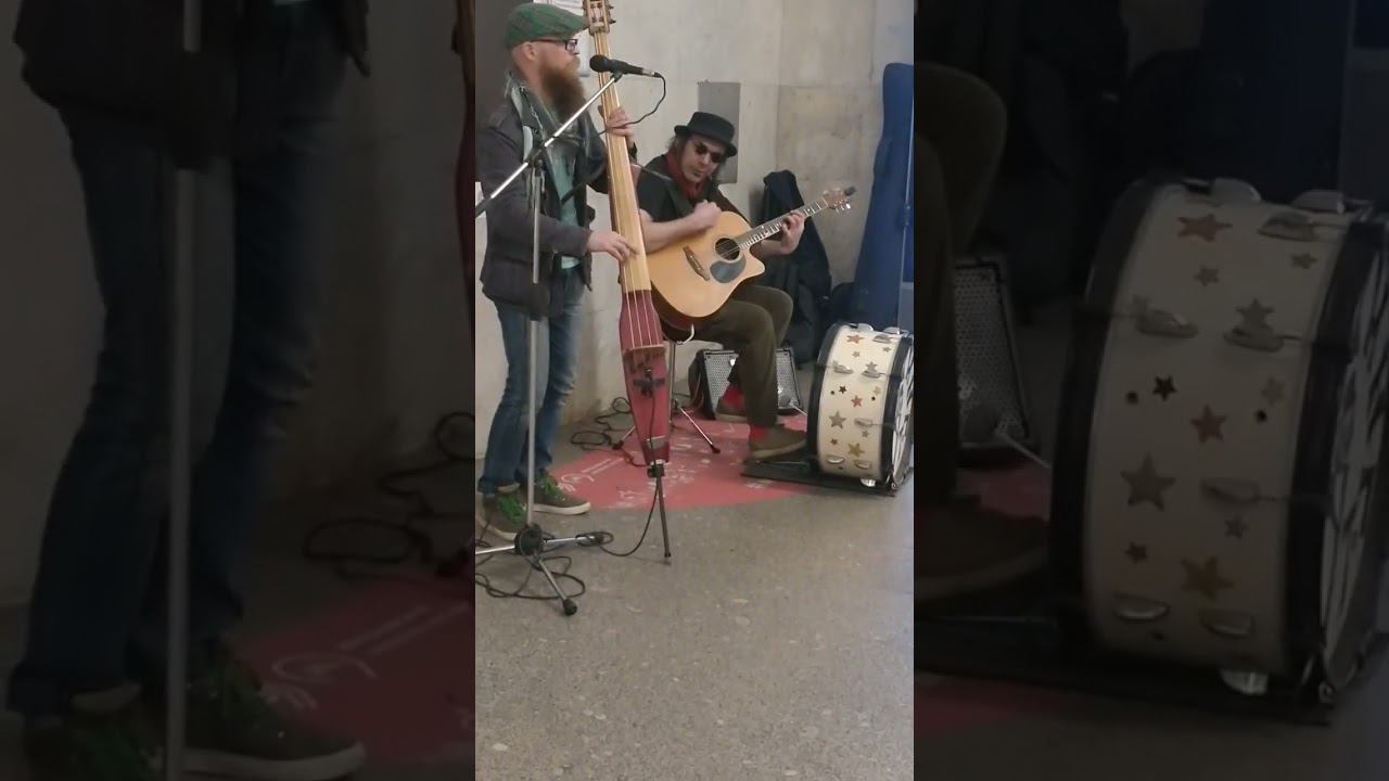 2023.04.18 Москва. Музыка в метро. Станция Тургеневская.  Фрикинг Аут