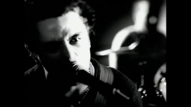 Green Day - Stuck With Me (Official Video)