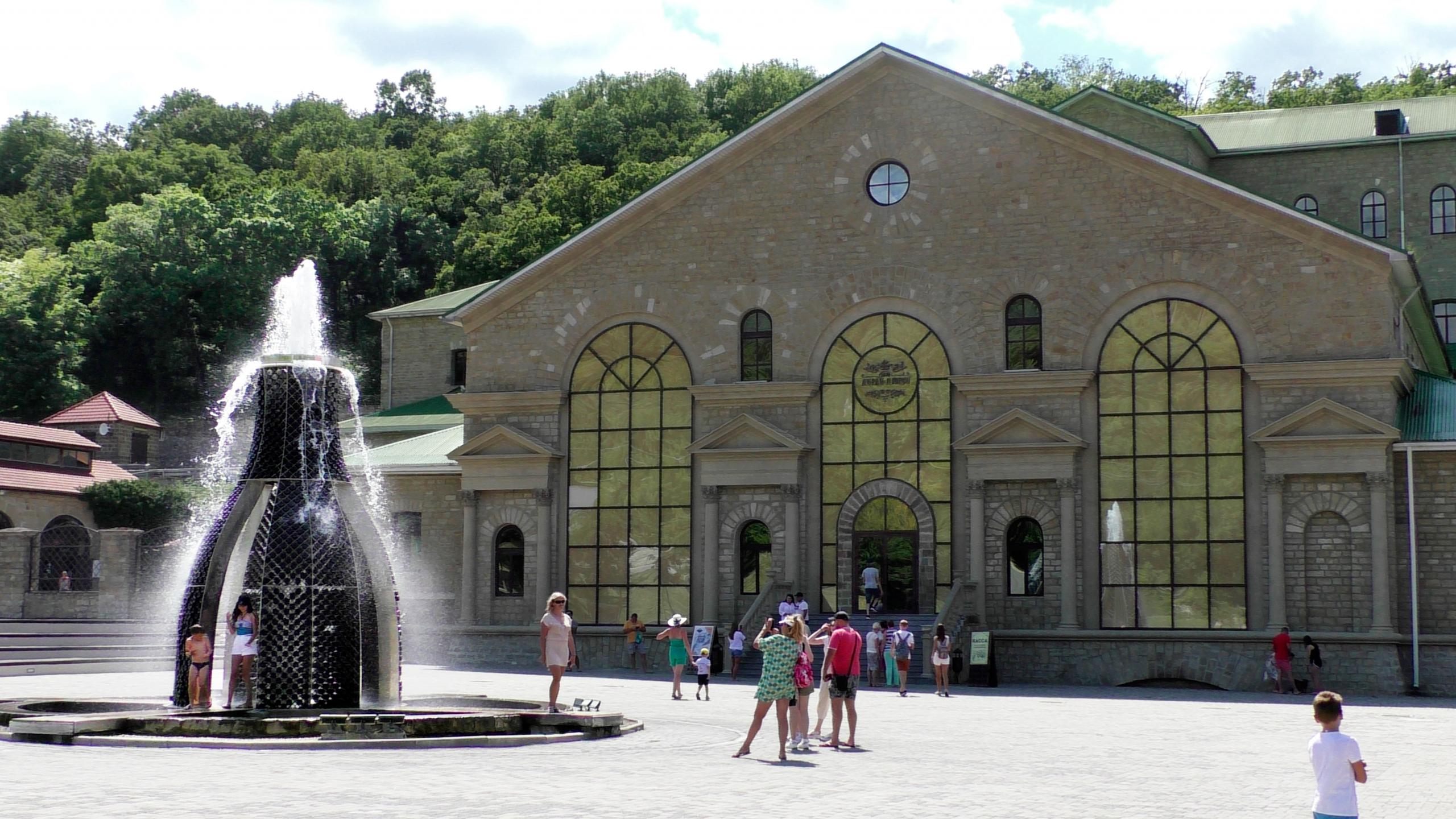 Фонтан  Брызги шампанского