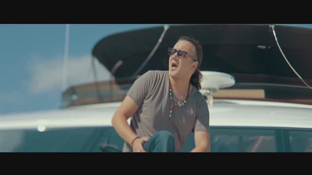 Илья Зудин (ДИНАМИТ) "Улетай"