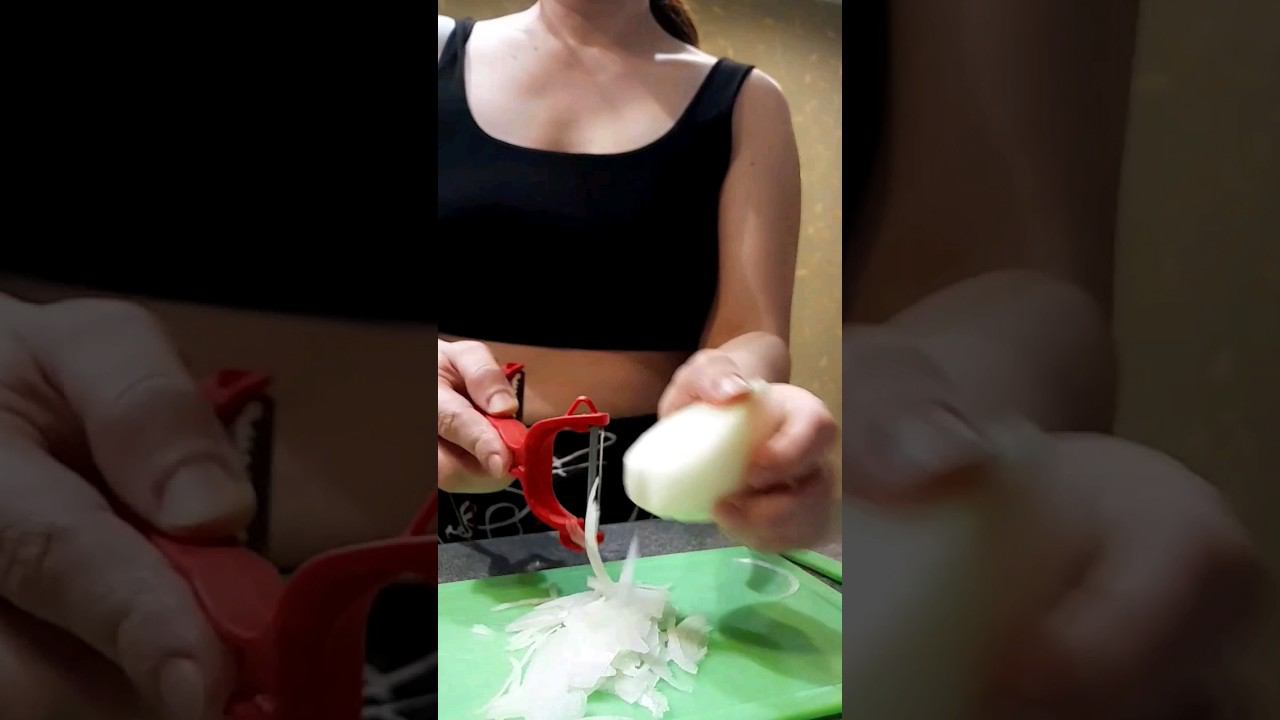 Открытие года #лук #нарезка #ужиннасковороде