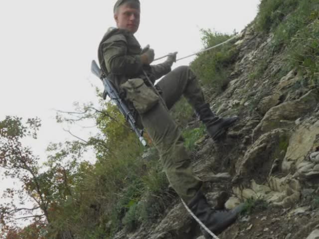 "Уеду я в горы"  курсантам РВВДКУ