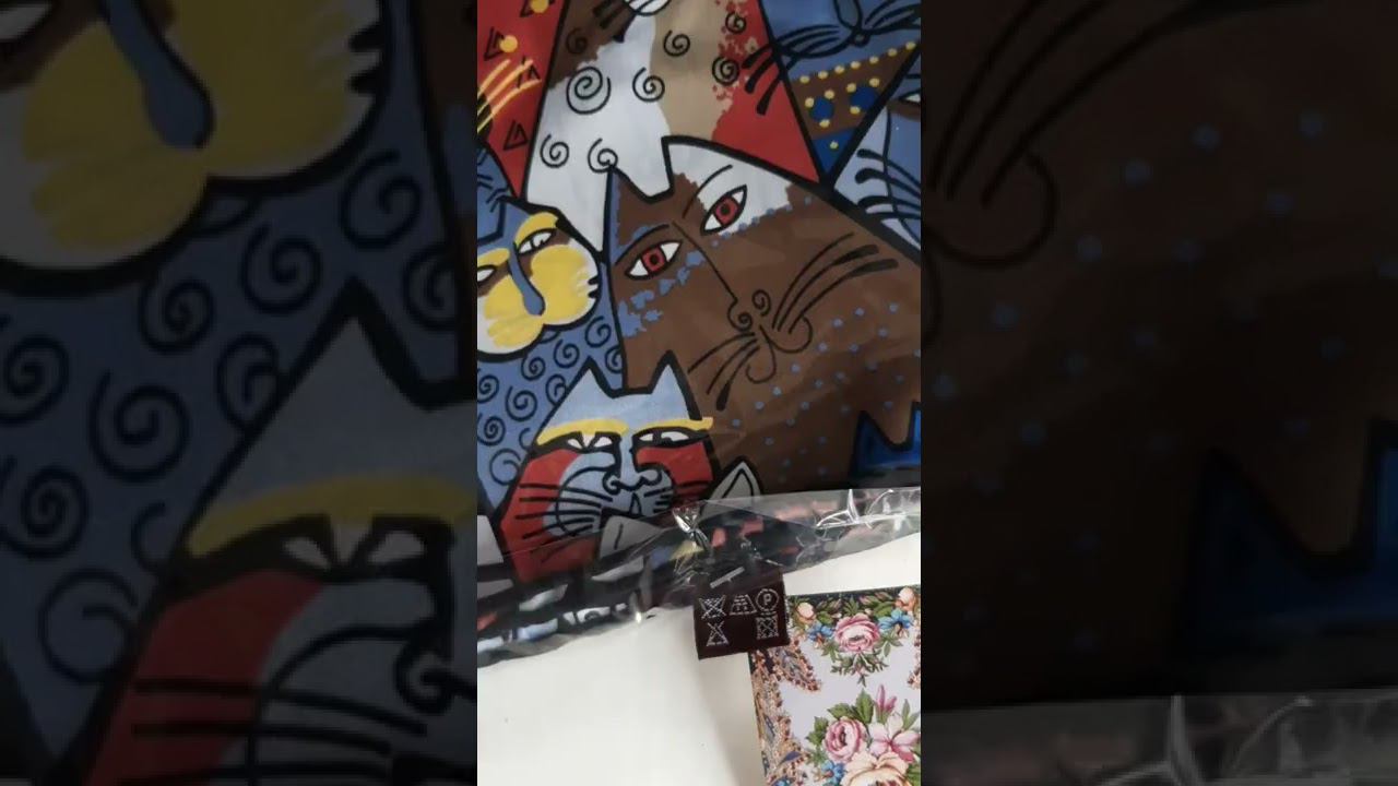 Обзор платка Коты и Кошки (код 523354) Орифлэйм