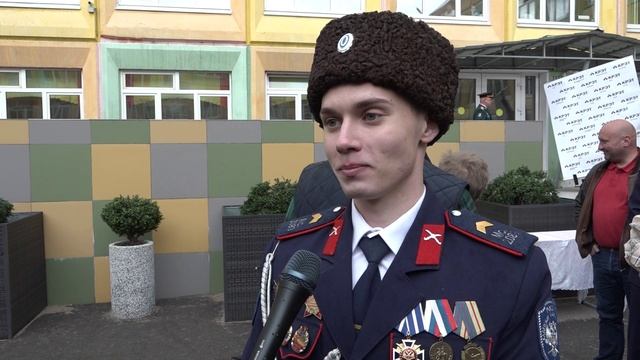 Первый выпуск казаков-кадет в школе 2089