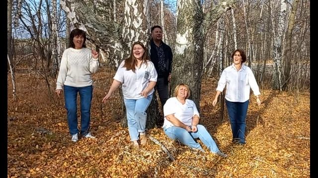 клип листья желтые