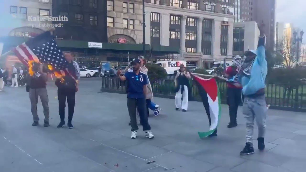 Правильное отношение к пиндосовскому флагу