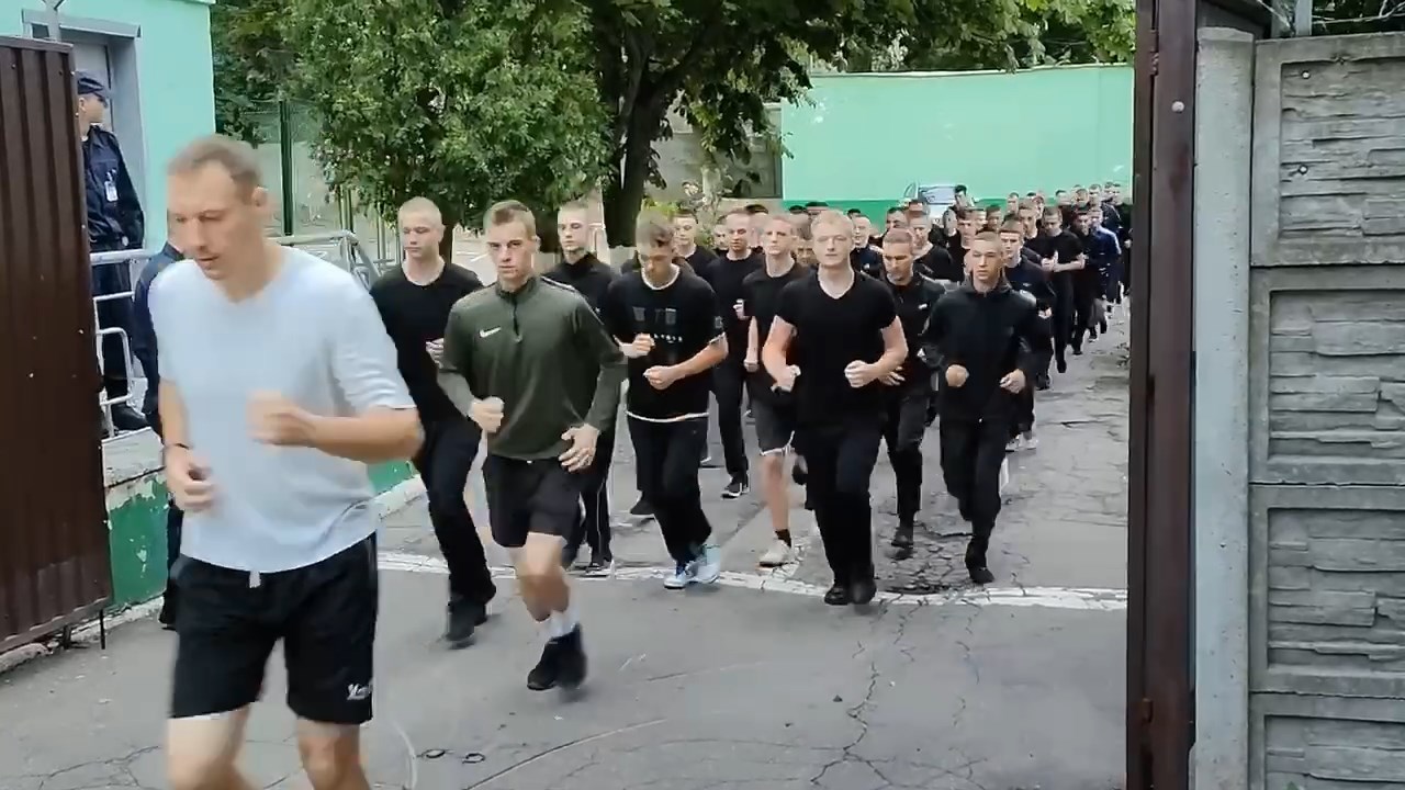 Учебный сбор. Бодрое утро курсанта