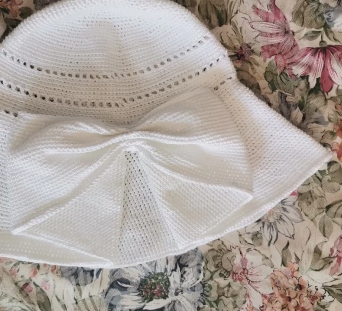 Шляпка-панамка