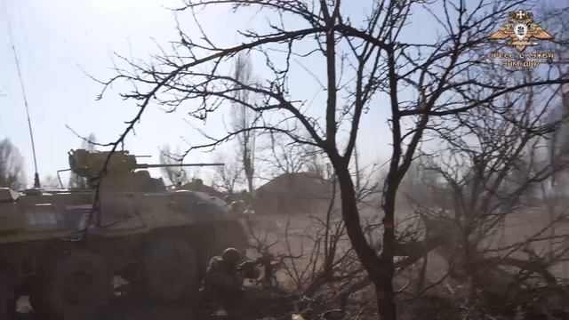 Силы Народной Милиции ДНР героически выбивают противника из Мариуполя