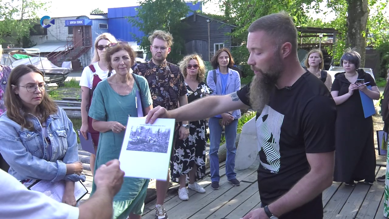 Исследовательскую прогулку для петрозаводчан провели организаторы проекта «За рекой завод»