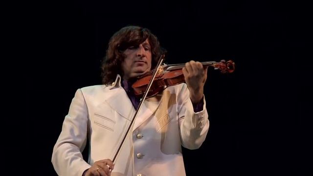 Скрипач-виртуоз Вардан Маркос и красноярский симфонический оркестром под управлением А.П.Чепурного