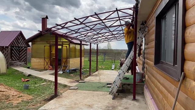 Навес к дому 9х3,5 из поликарбоната за 7 часов