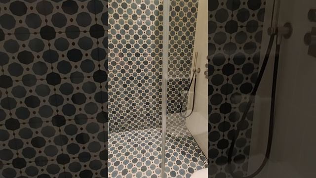 Душевое ограждение в нишу с раздвижной системой