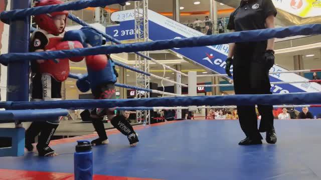 Мелкозеров Степан "PS" (син.) VS Путинцев Ярослав "Pride" (кр.)