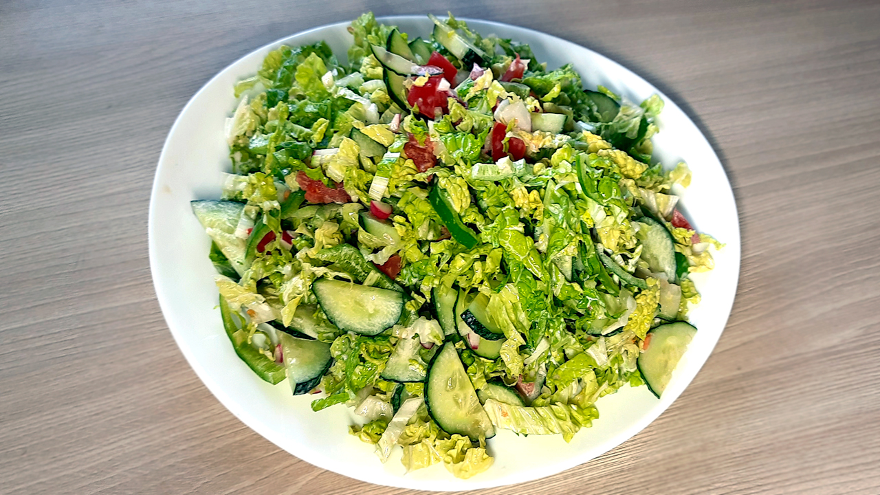 Салат из свежих овощей дзен