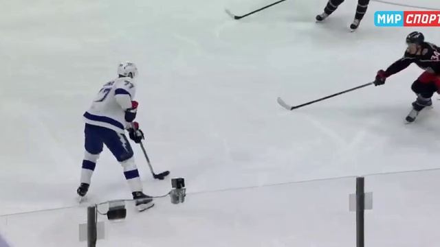 Российский хоккеист Никита Кучеров забросил 25-ю шайбу в сезоне НХЛ смотреть видео