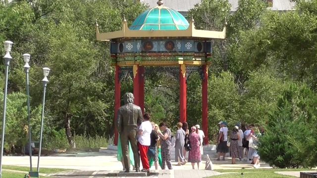 г.Элиста - 02.07.2023г.- Памятники и храмы (Самопал)