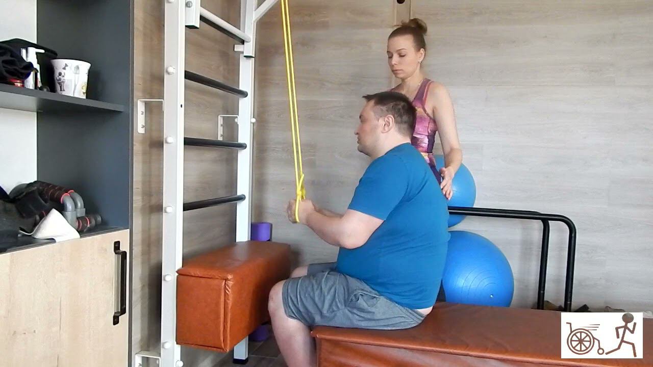 У25 ПОСЛЕ ТРАВМЫ УПРАЖНЕНИЕ ДЛЯ ТРЕНИРОВКИ ТРИЦЕПСА С ЭЛАСТИЧНЫМИ ЛЕНТАМИ! ЛФК ДОМА!