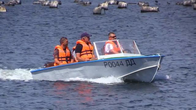 19.08.2016 Инспекторы принимают экзамены у будущих судоводителей