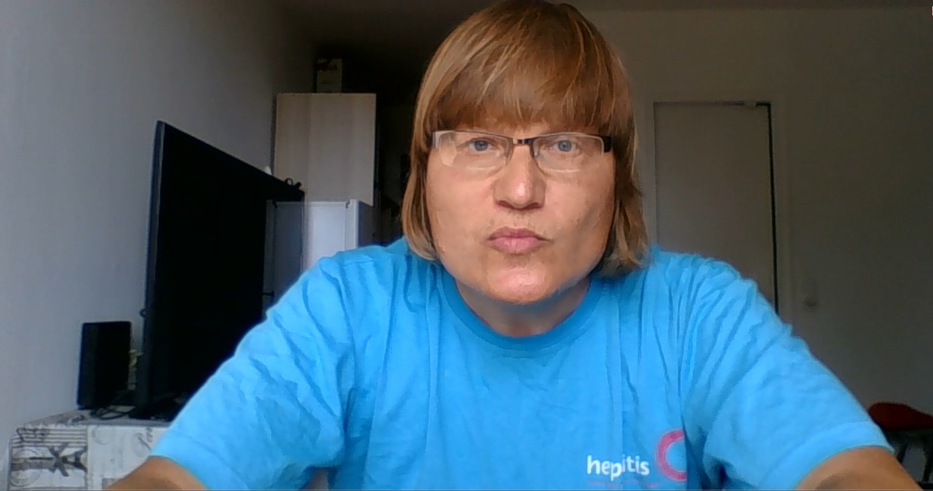 Donc, d’un million d'années, a survécu le troglodyte / Al. Kiriyatskiy - ÉG.