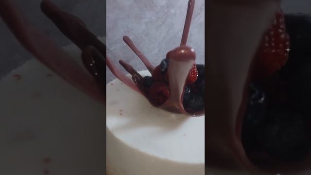 Нежный и тающий вкус в каждом кусочке торта