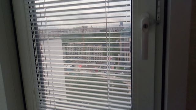 Жалюзи на пластиковые окна, Московский проспект. Венус белый. От компании Свил