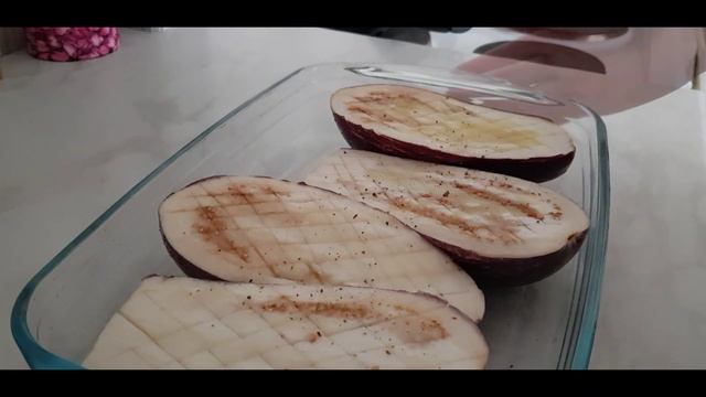 Печеные баклажаны-лодочки