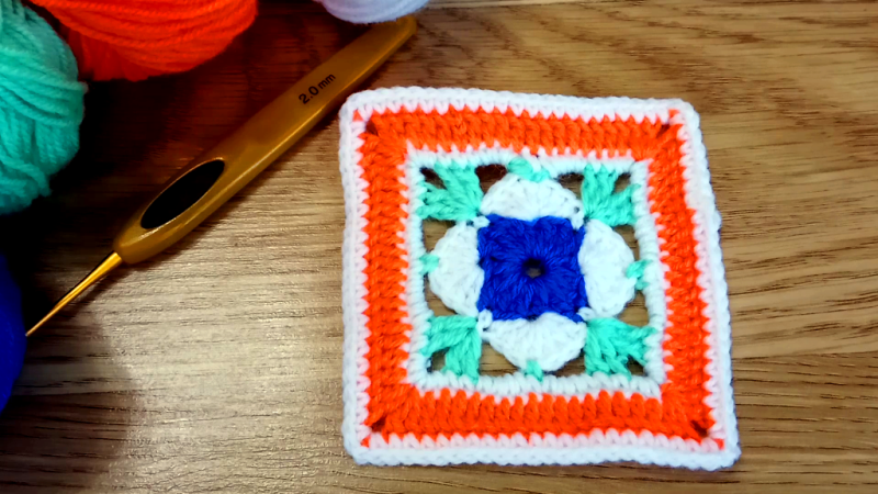 Яркий квадратный МОТИВ крючком. Мастер-класс и схема