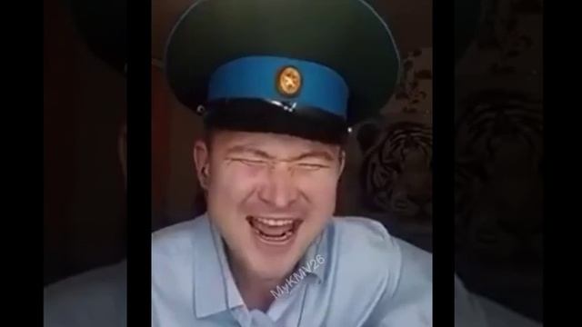 А знаешь, дед, у нас опять война