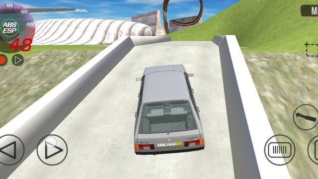 Батя подарил  сыну первый автомобиль
.