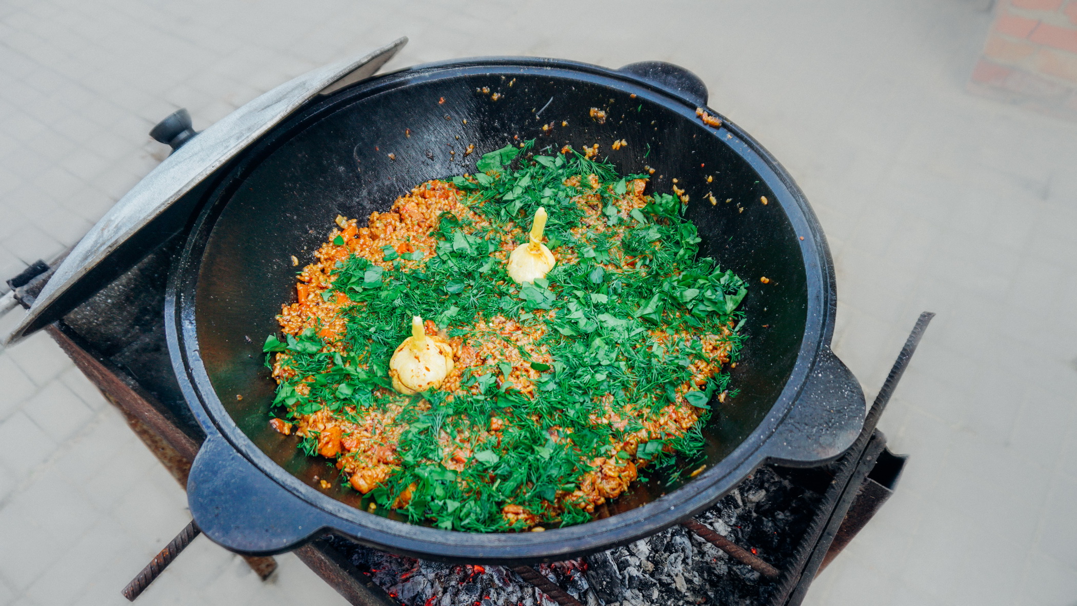 Плов в казане на костре. Ты обязан его попробовать!!!