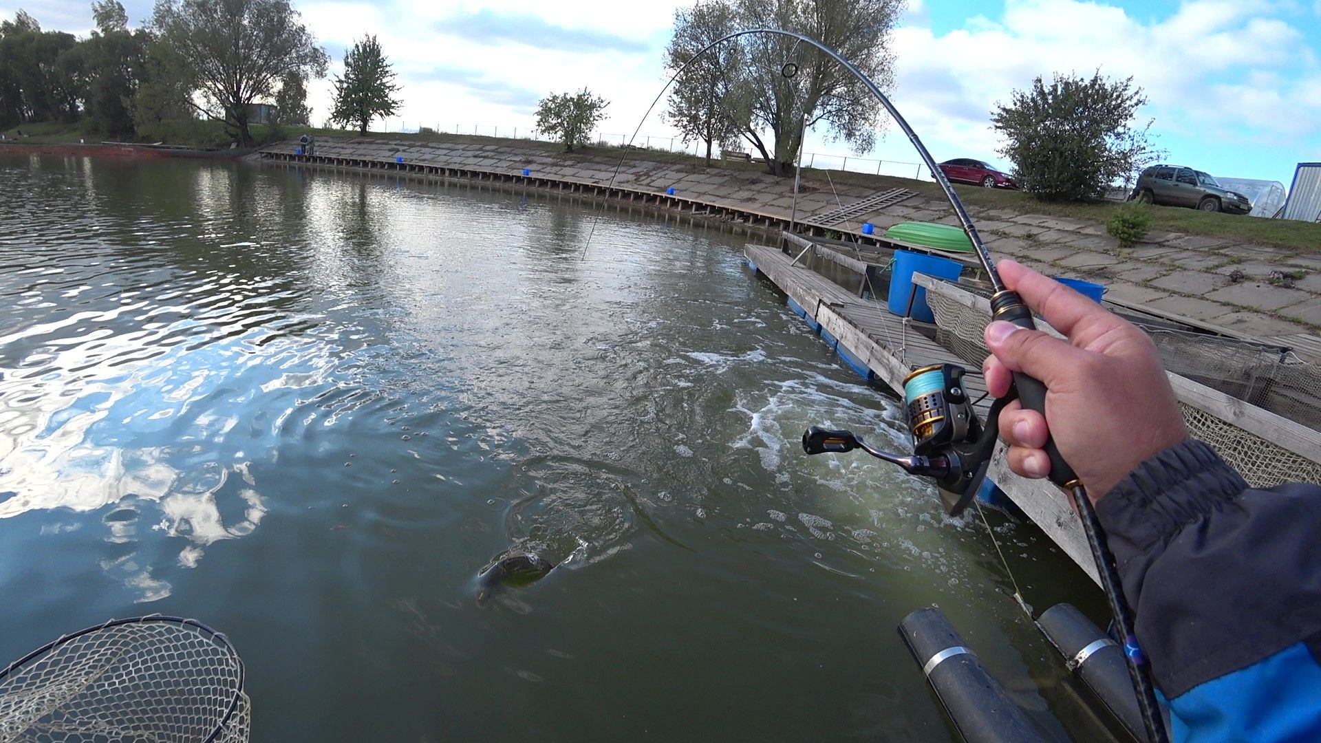 ФОРЕЛЬ ЖГЕТ ФРИКЦИОН Новая блесна отлично ловит форель