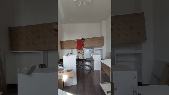 Как положить столешницу в одного )))