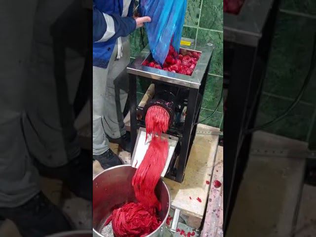 Промышленная мясорубка-измельчитель MS42 BRABUS - мороженая клубника